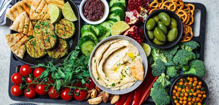 The Yogic Diet: A Complete Guide | Santosha Yoga Institute